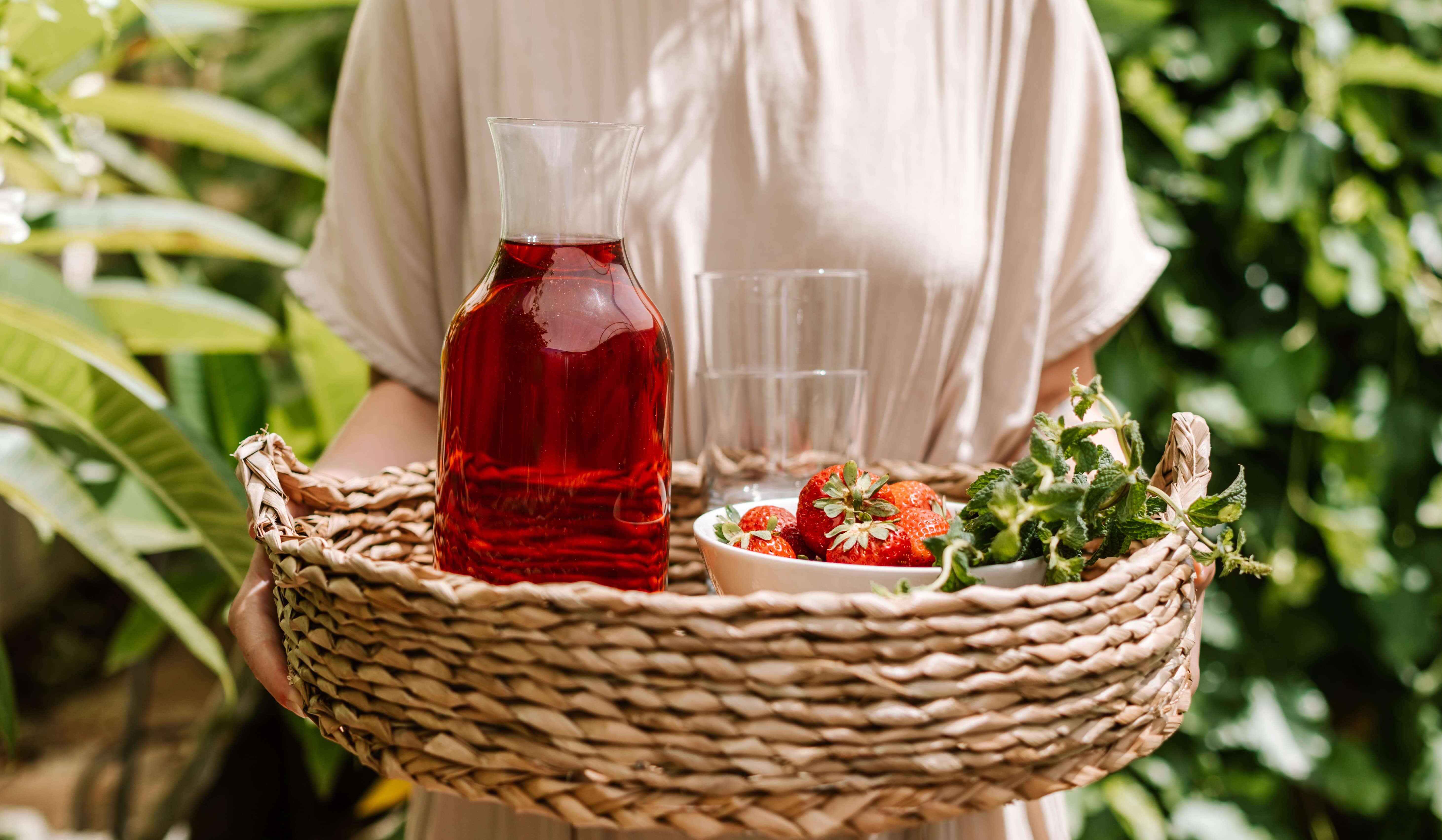 Berry Anti-Inflammatory Sparkler Recipe Refreshing Summer Mocktail ...