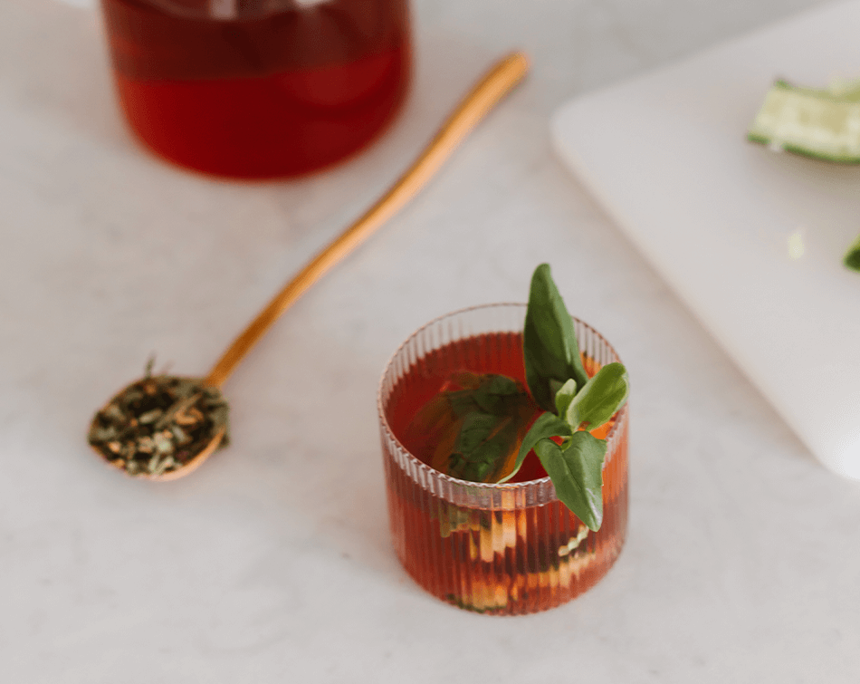 Basil Smash Mocktail with Cucumber & Native Detox – Roogenic